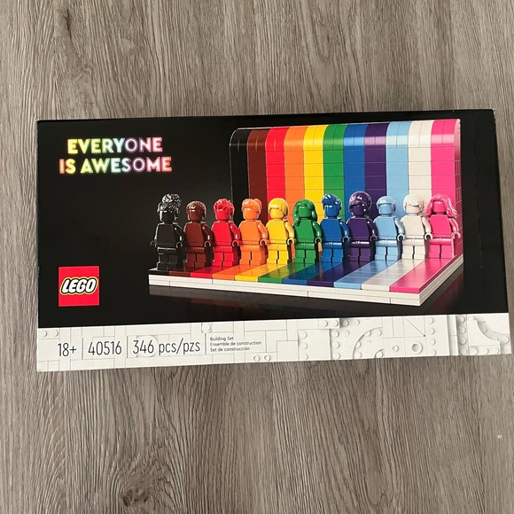 Lego | Toys | Lego 456 Everyone Is Awesome Rainbow Pride Month Set 346 ...